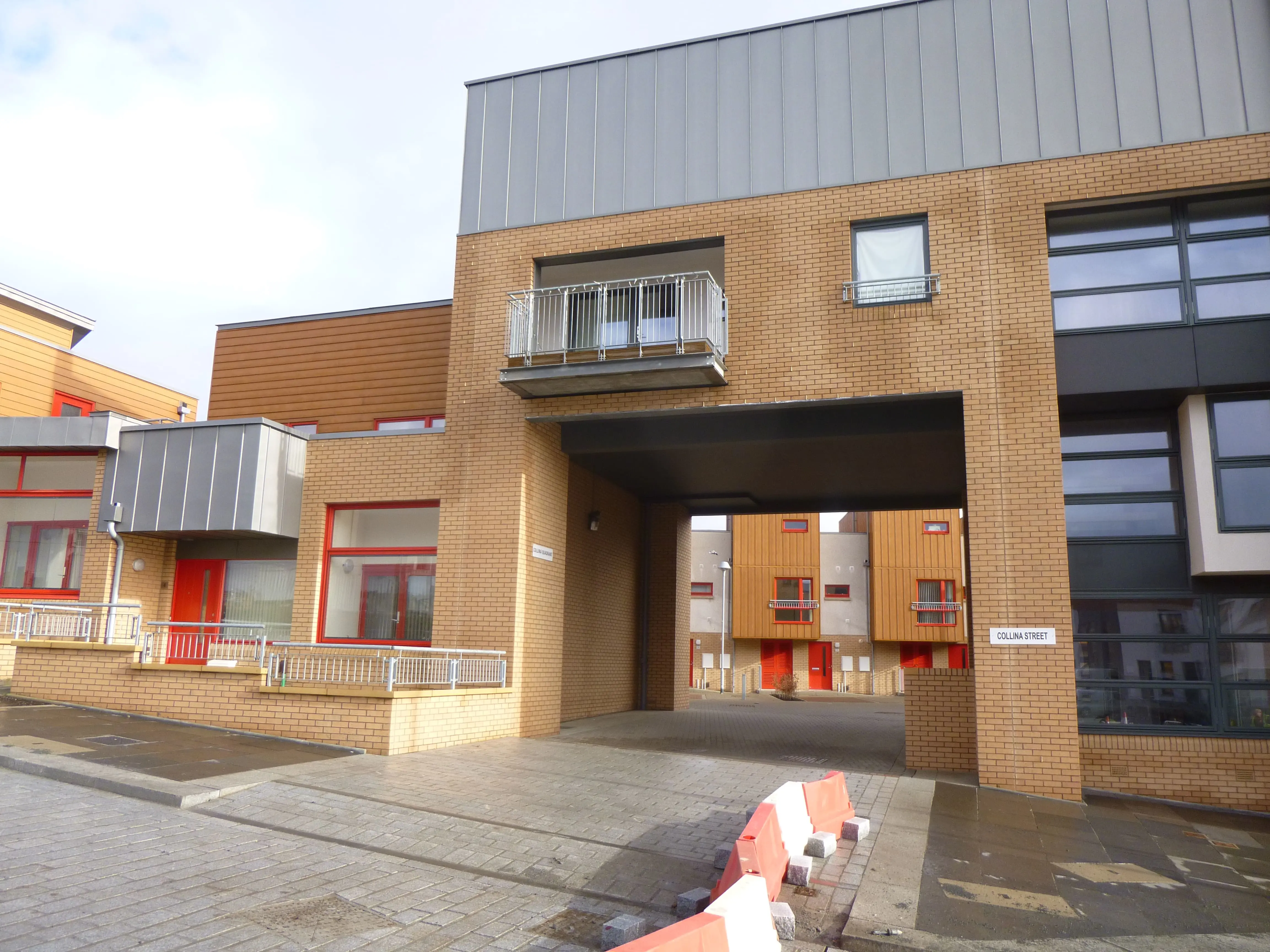 Oatmeal Textured - Bricks - Ibstock