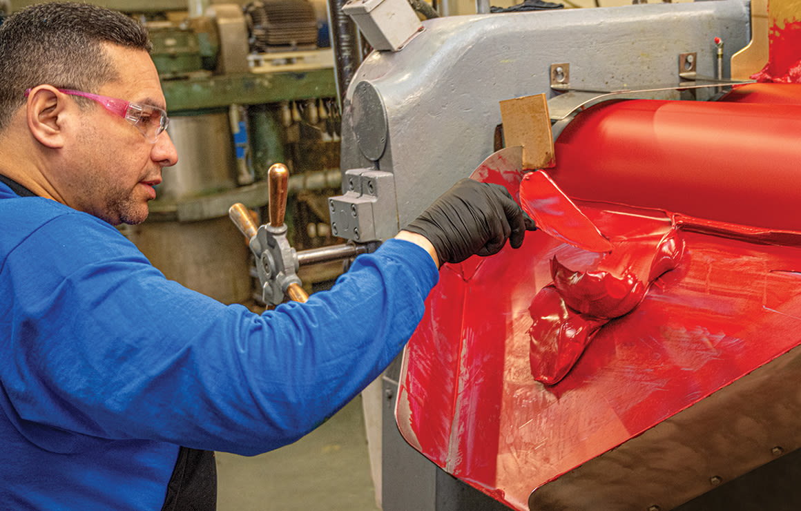 Making Paint: Machine Milled vs. Hand Mulled Paint | BLICK Art Materials