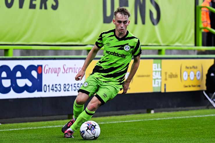Bell joins Yate Town on loan | WE ARE FGR