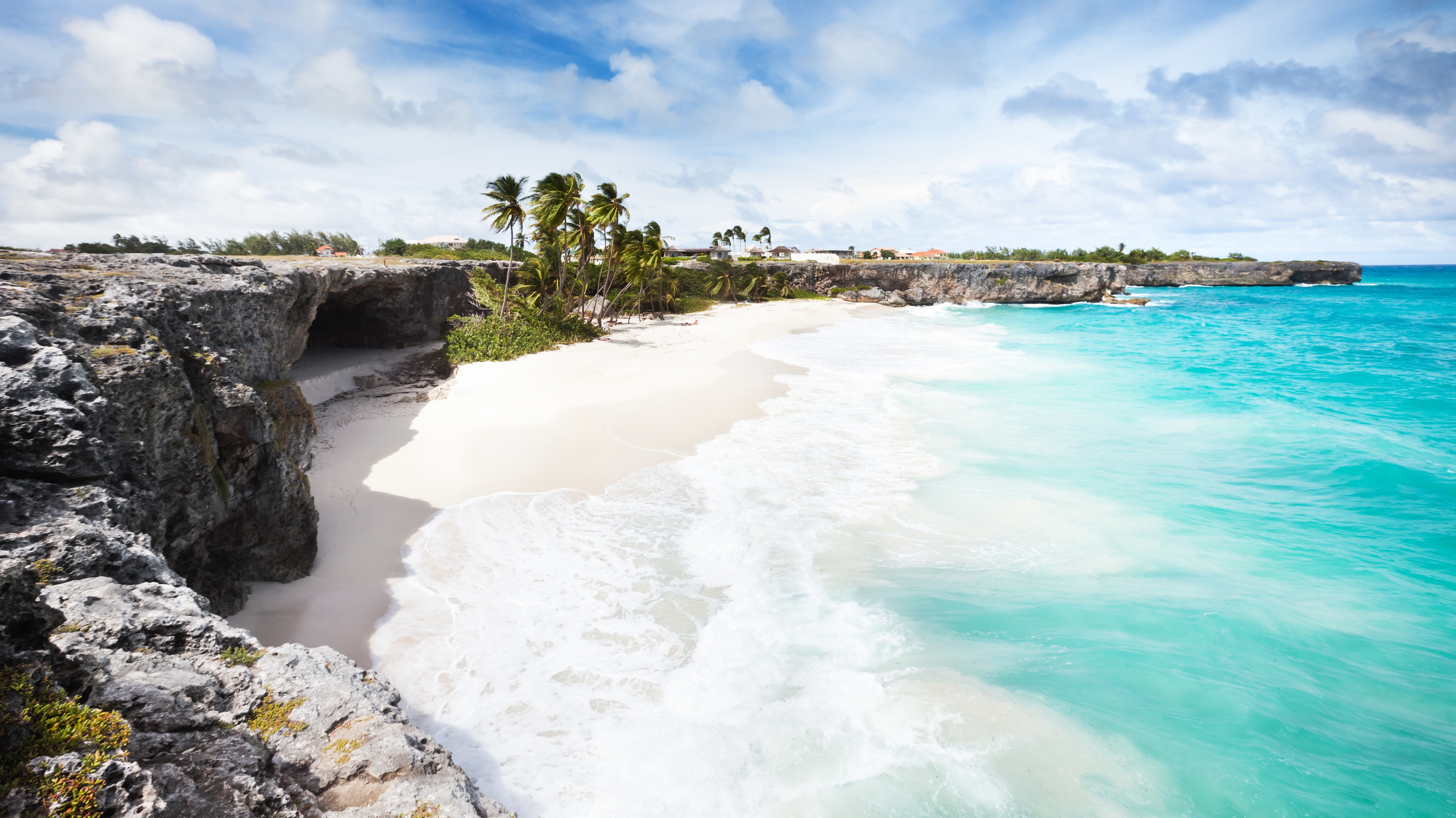 Two Teenage Girls Rescue Drowning Couple In Barbados | LittleThings.com