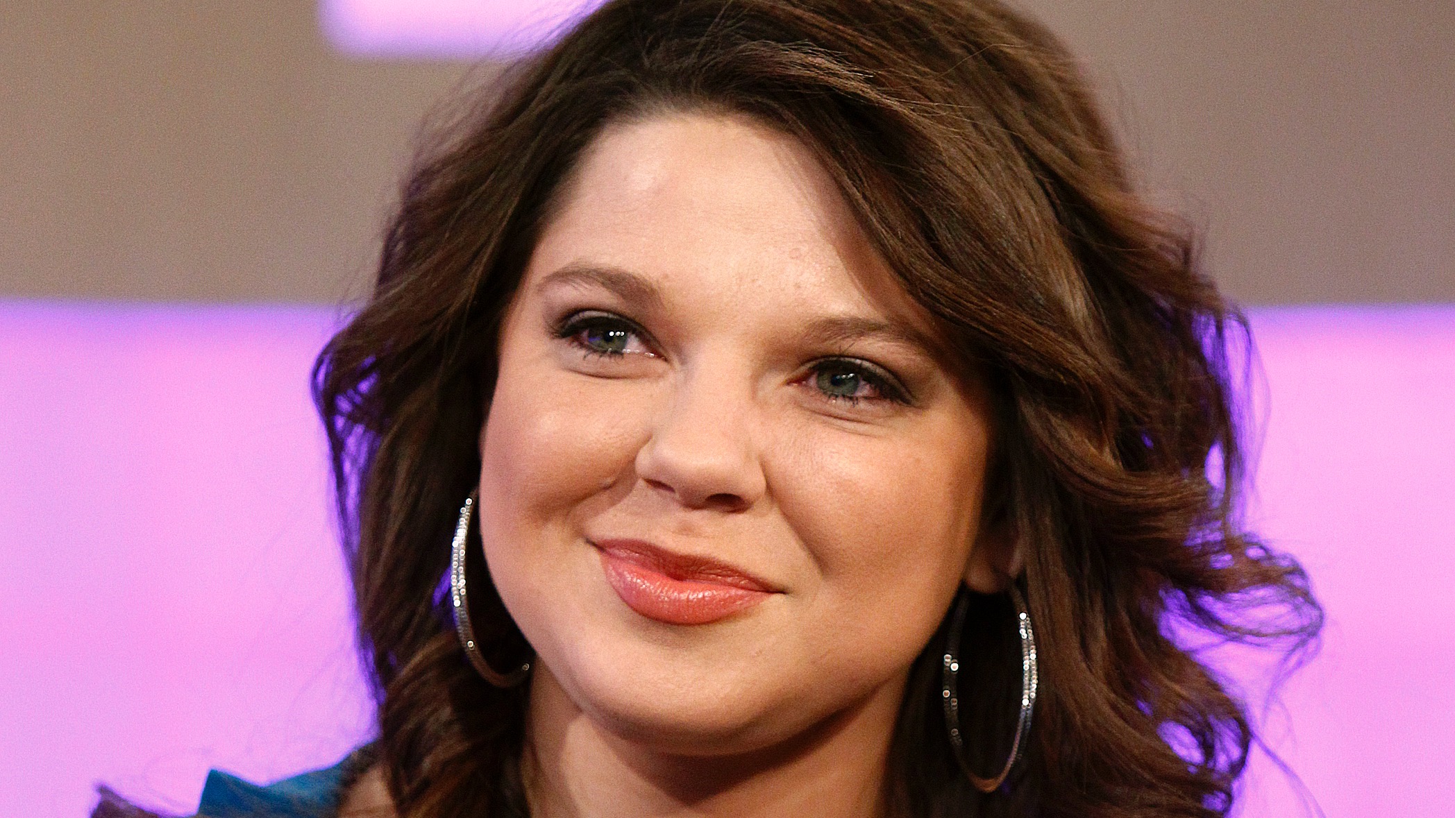 Amy King Confronts Cousin Josh Duggar About Sex Abuse Allegations ...