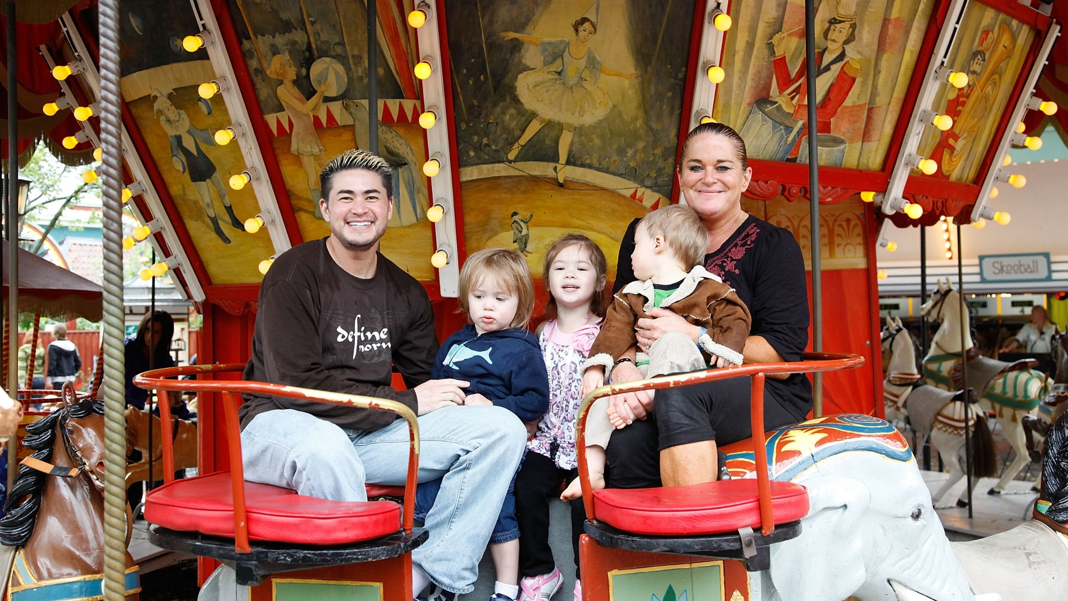 First Transgender Man To Ever Go Through Pregnancy In Public Looks Back ...