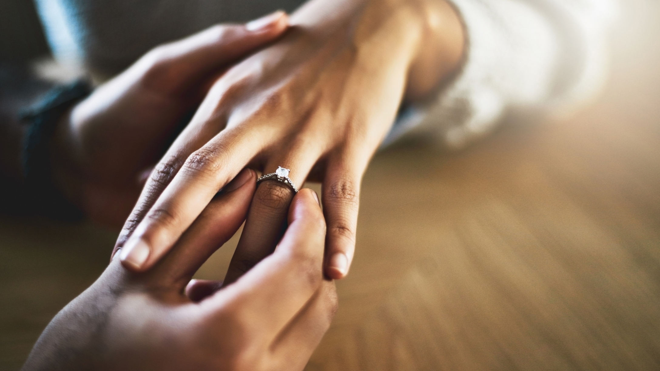 Woman Dates Man For 3 Years And Then Finds Out He's Engaged To Someone ...