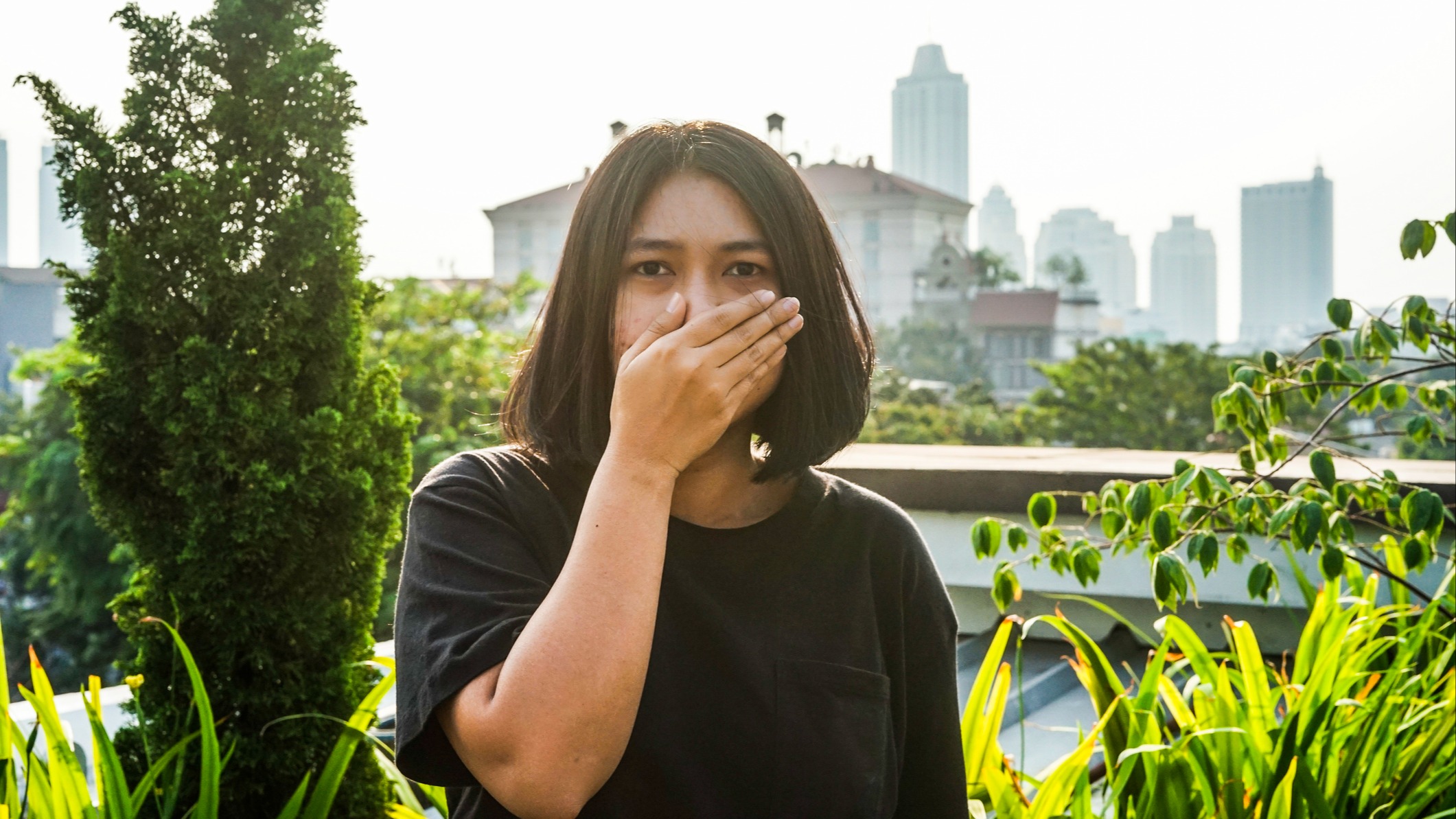 'Nose Cover' Trend: Parents Express Concern About Teens Covering Their ...