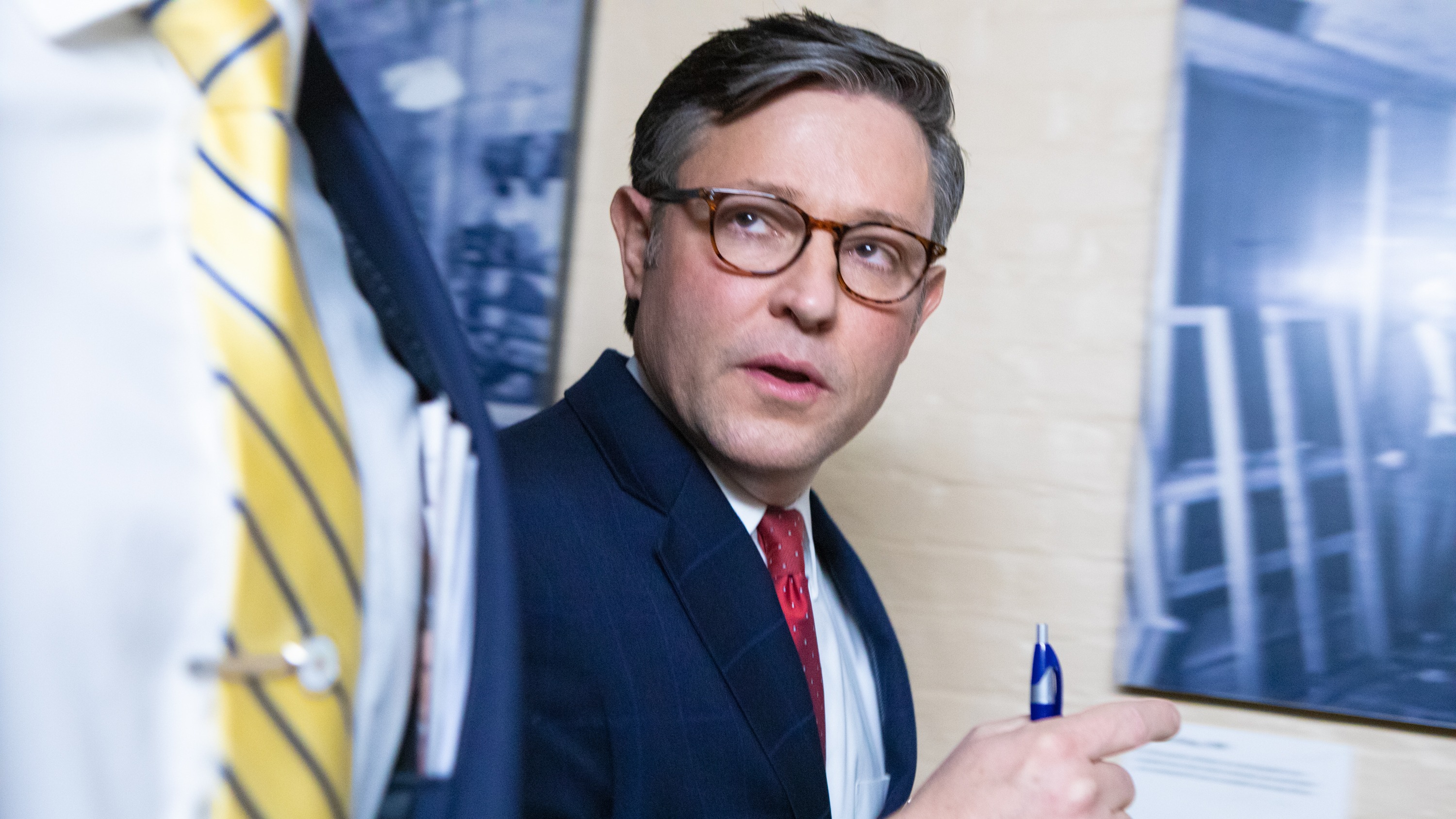 Mike Johnson His Daughter Sign An Oath To Not Have Sex Before Marriage ...