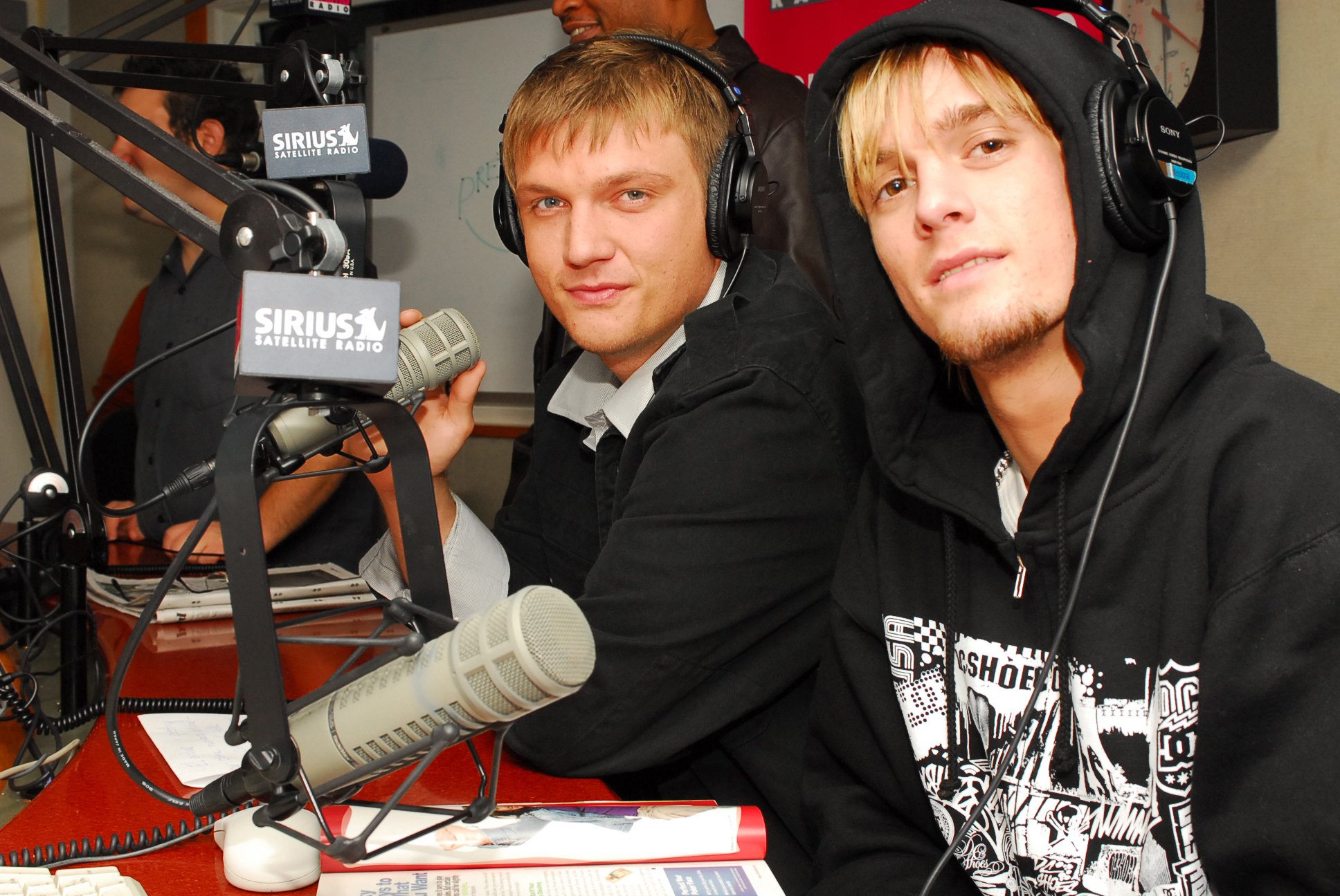 Aaron And Nick Carter's Mom Arrested On Battery Charges After Domestic ...