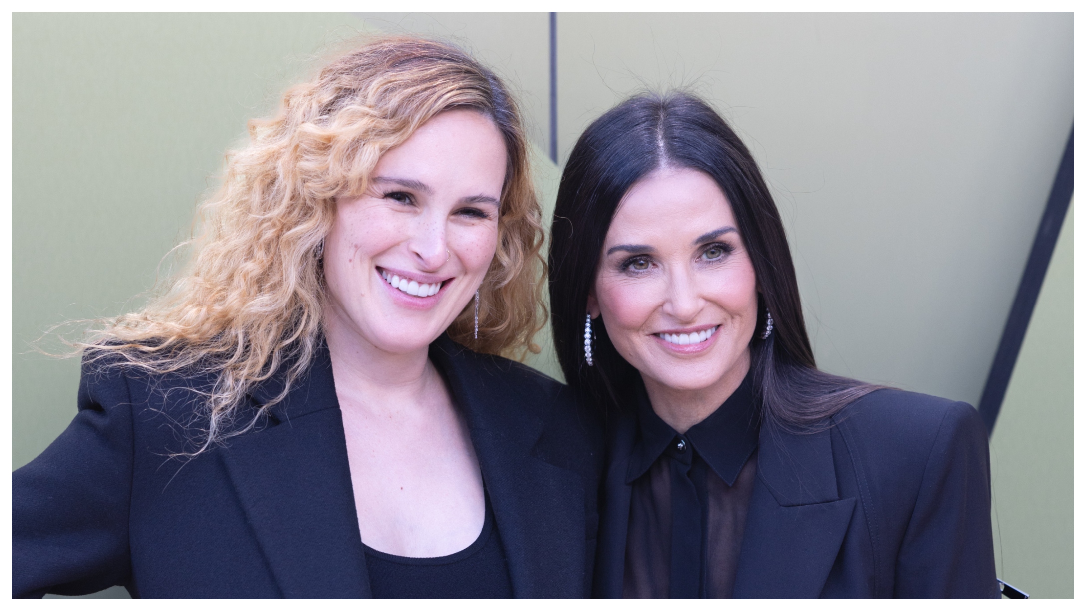 Rumer Willis Celebrates Her Postpartum Body With A Naked Photo ...