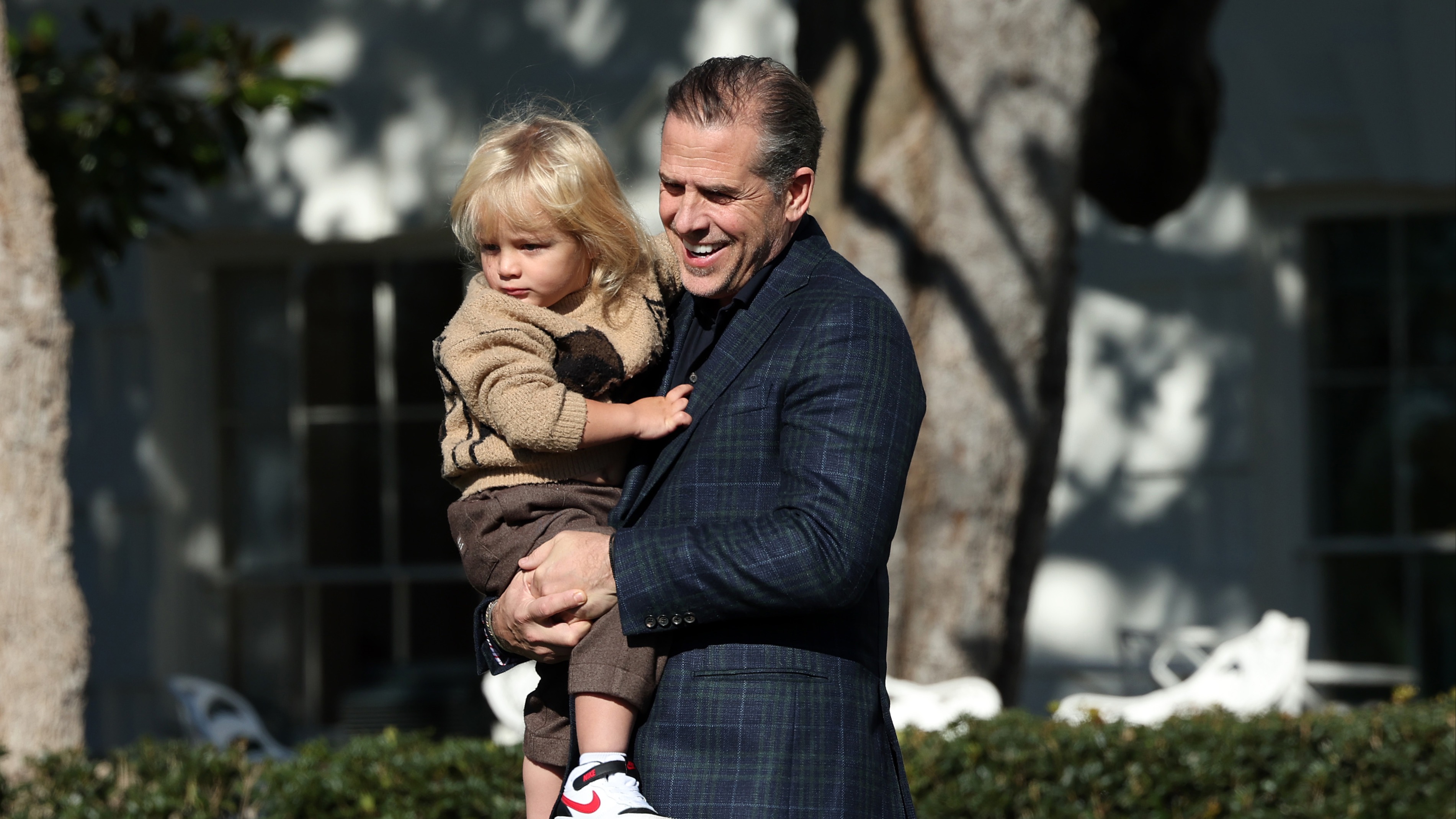 Child Support Dispute Between Hunter Biden And Lunden Roberts Has Been ...