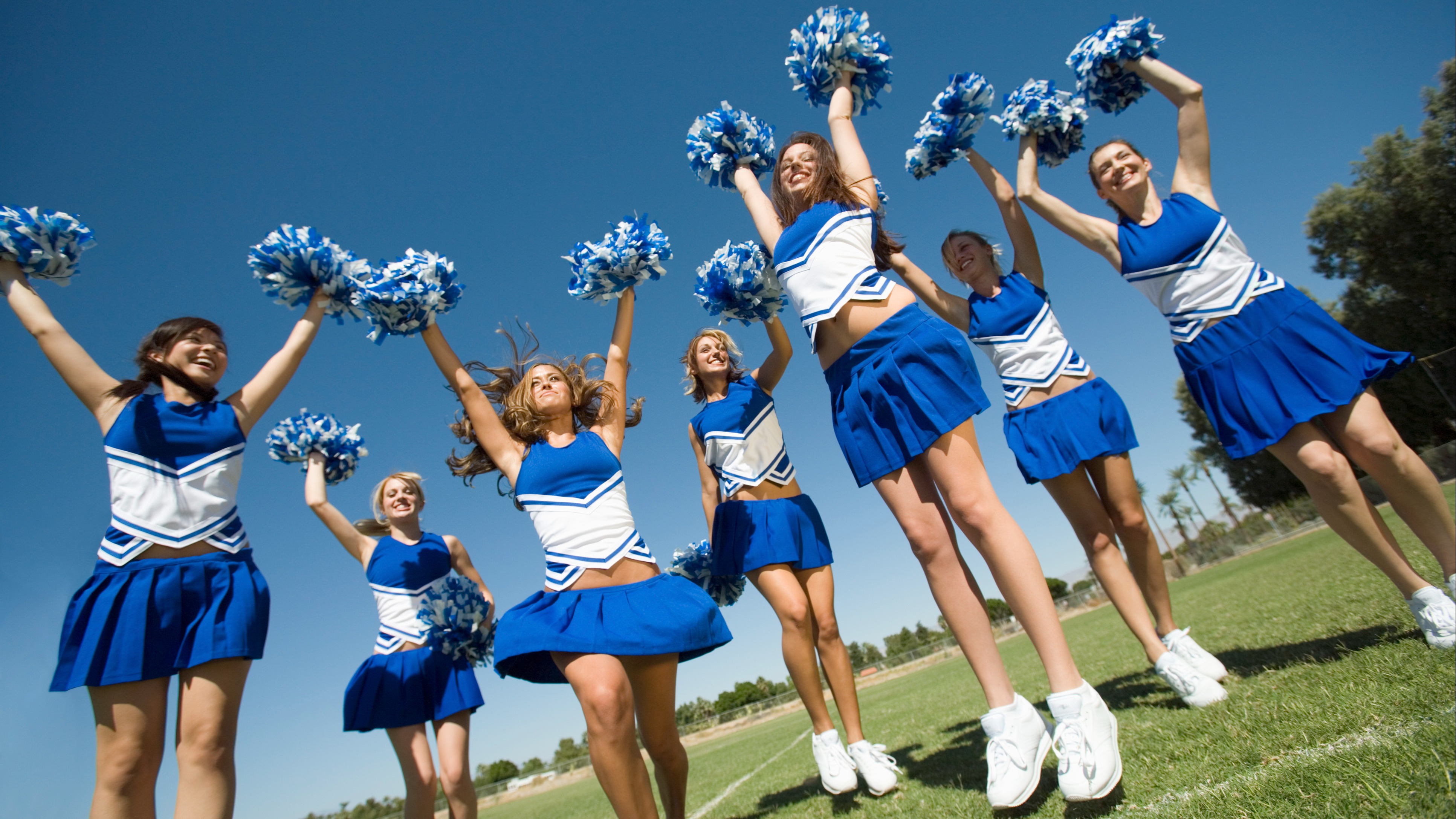 Cheerleading Manager With Down Syndrome Left Out Of Team Photo ...