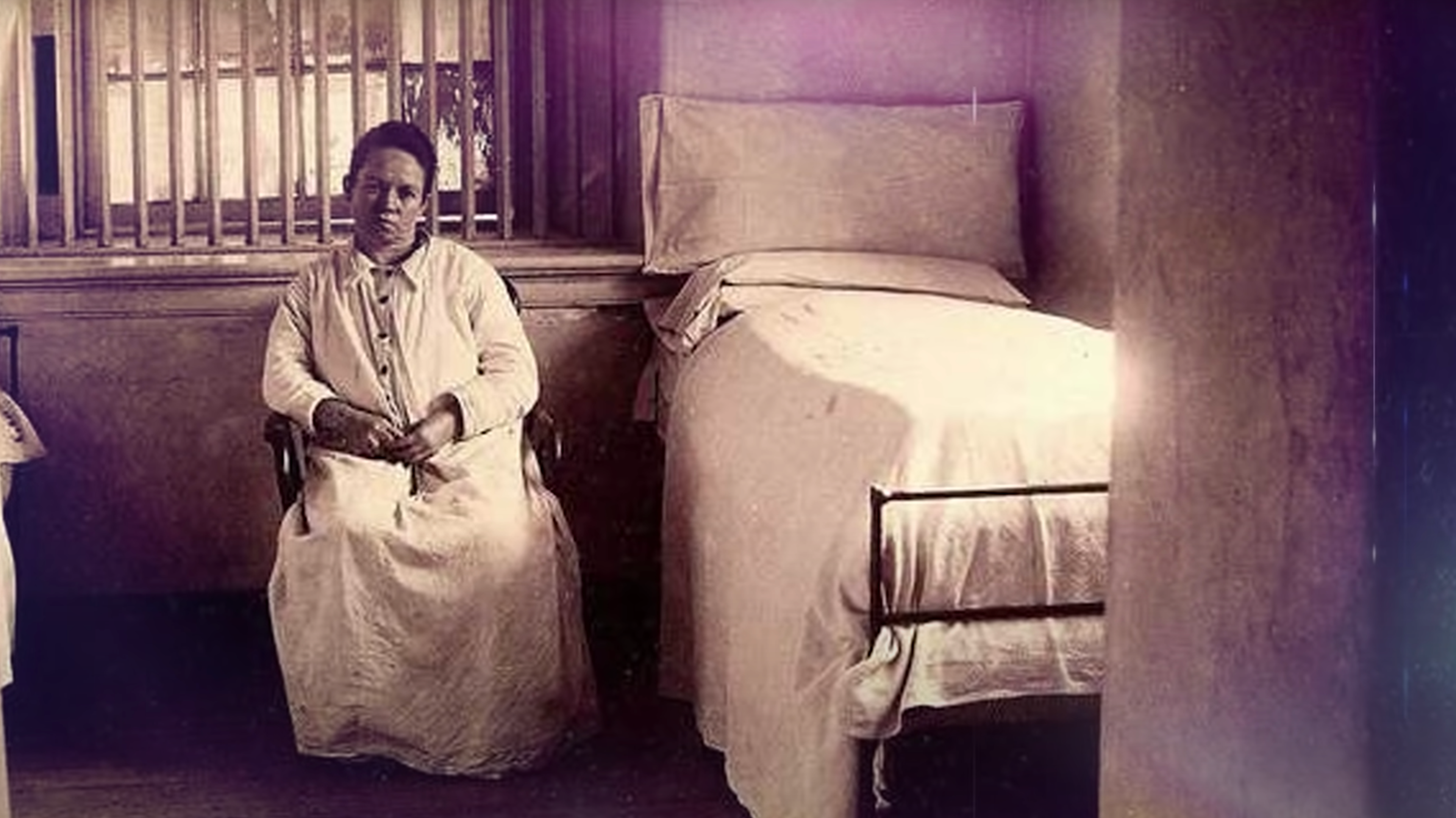 Horrifying Details Of Life As A Mental Patient In The 1900s Revealed ...