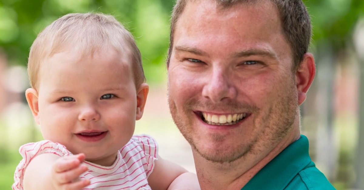 This Father And Daughter Duo Both Survived A Rare Brain Disease That ...