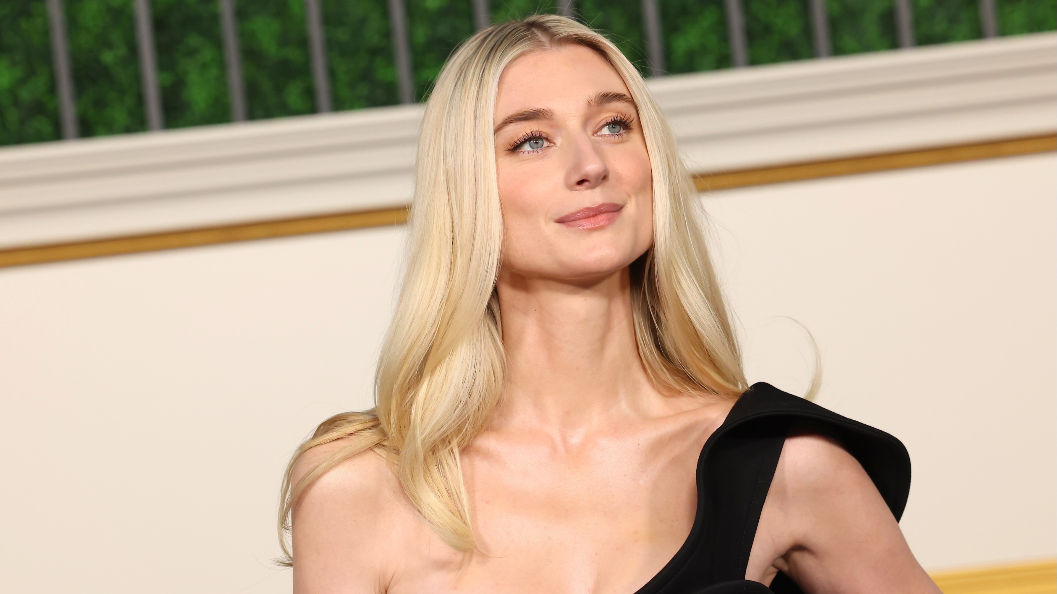 Elizabeth Debicki Reveals She Felt 'Immense Sadness' Filming Princess ...