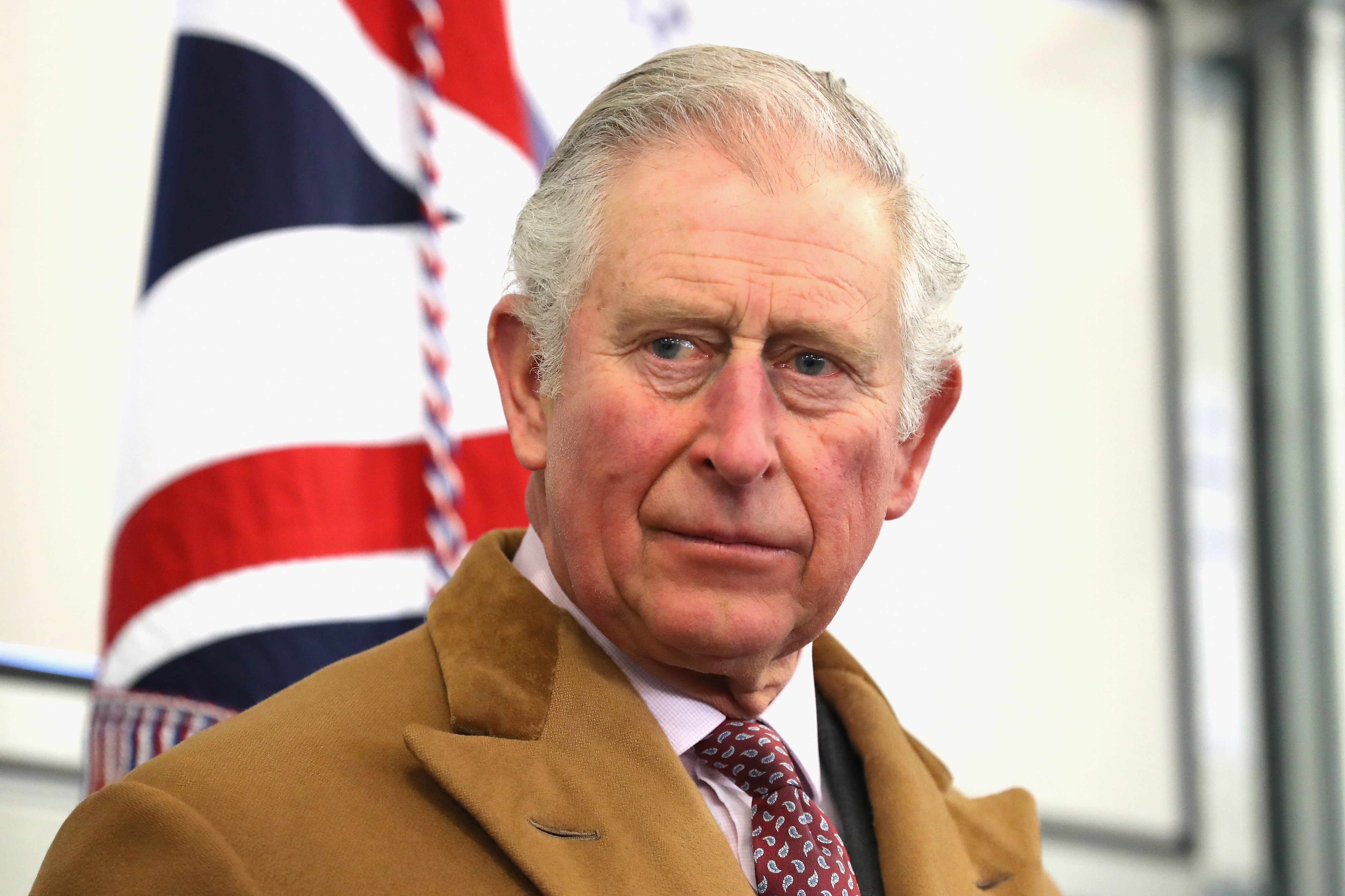 watch-king-charles-iii-have-a-minor-meltdown-after-a-pen-leaks-on-him