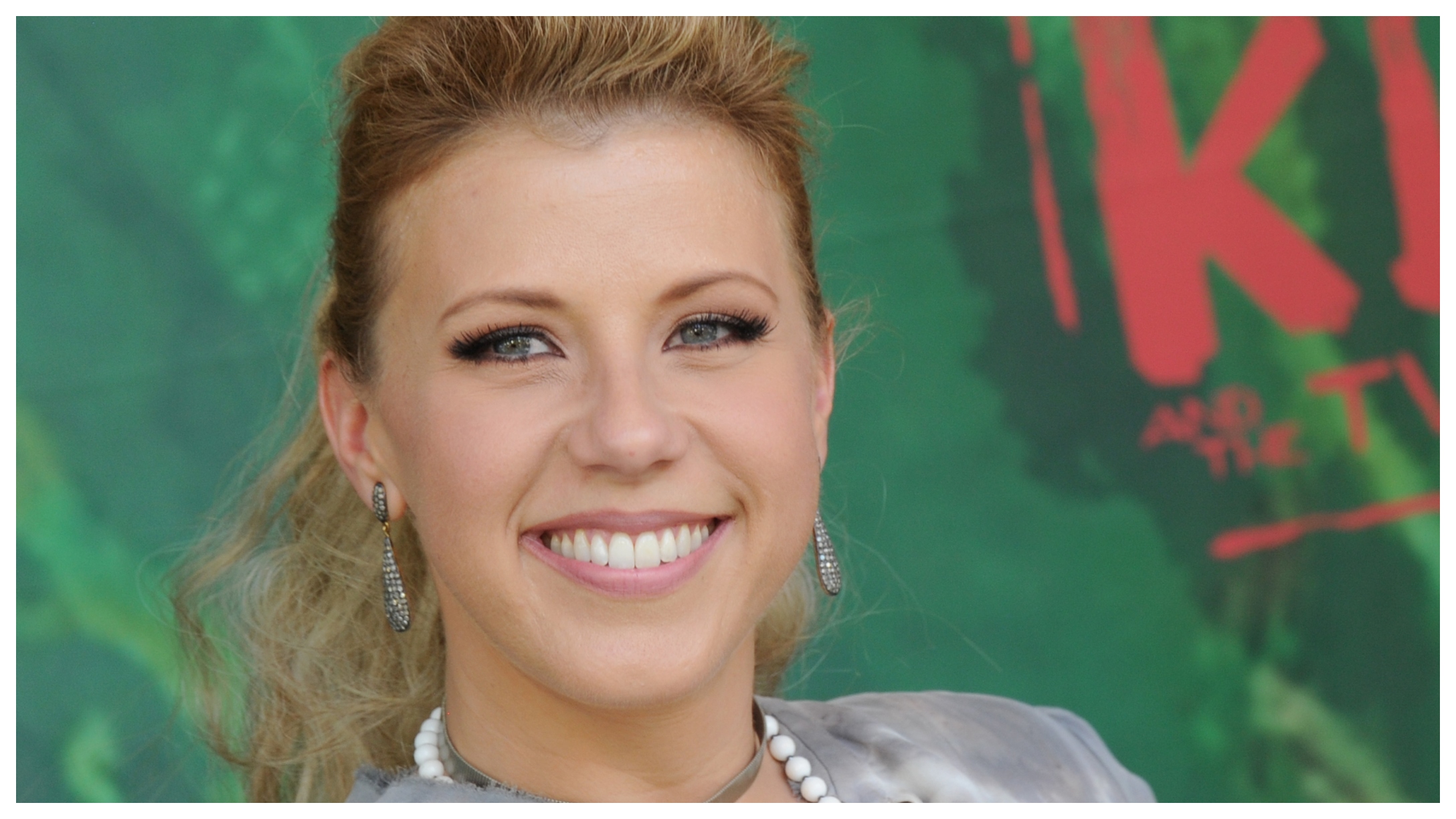 Jodie Sweetin Marries Mescal Wasilewski In Intimate Ceremony ...