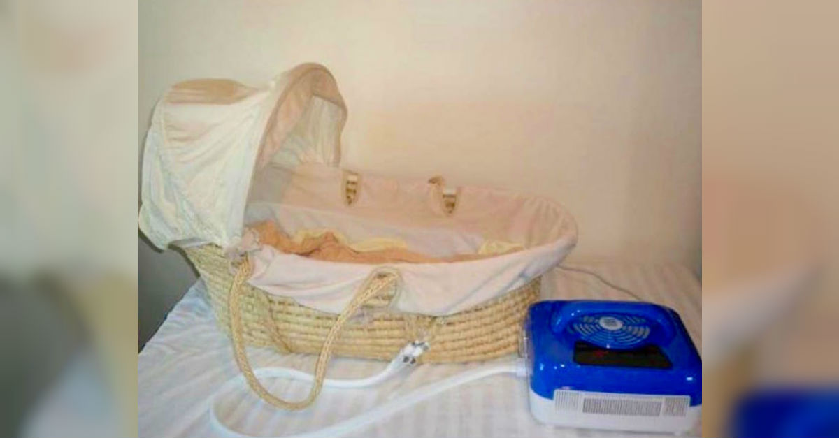 'Cuddle Cot' Gives Mom Time To Say Goodbye To Her Baby | LittleThings.com