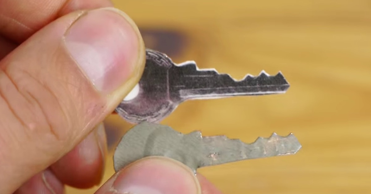 He Places A Photocopy Of A Key On A Tin Lid. Now Watch When He Starts ...