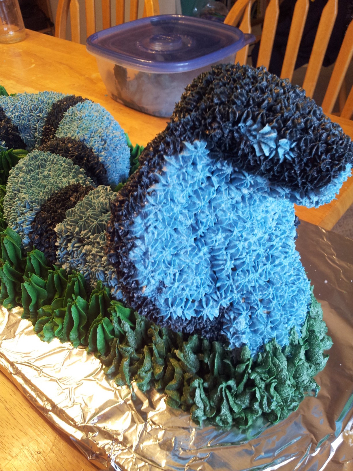 Mom Makes Cobra Cake Out Of 5 Bundt Cakes To Her Lovely Son ...