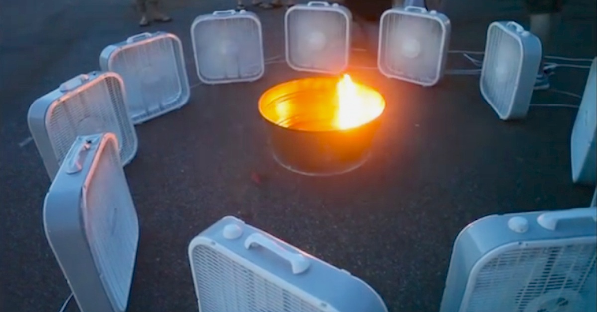 He Circled 11 Fans Around A Fire Pit. The Results? Captivating ...