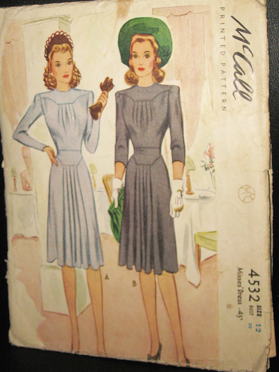 11 Vintage Dress Patterns That Were Simple Yet Elegant | LittleThings.com
