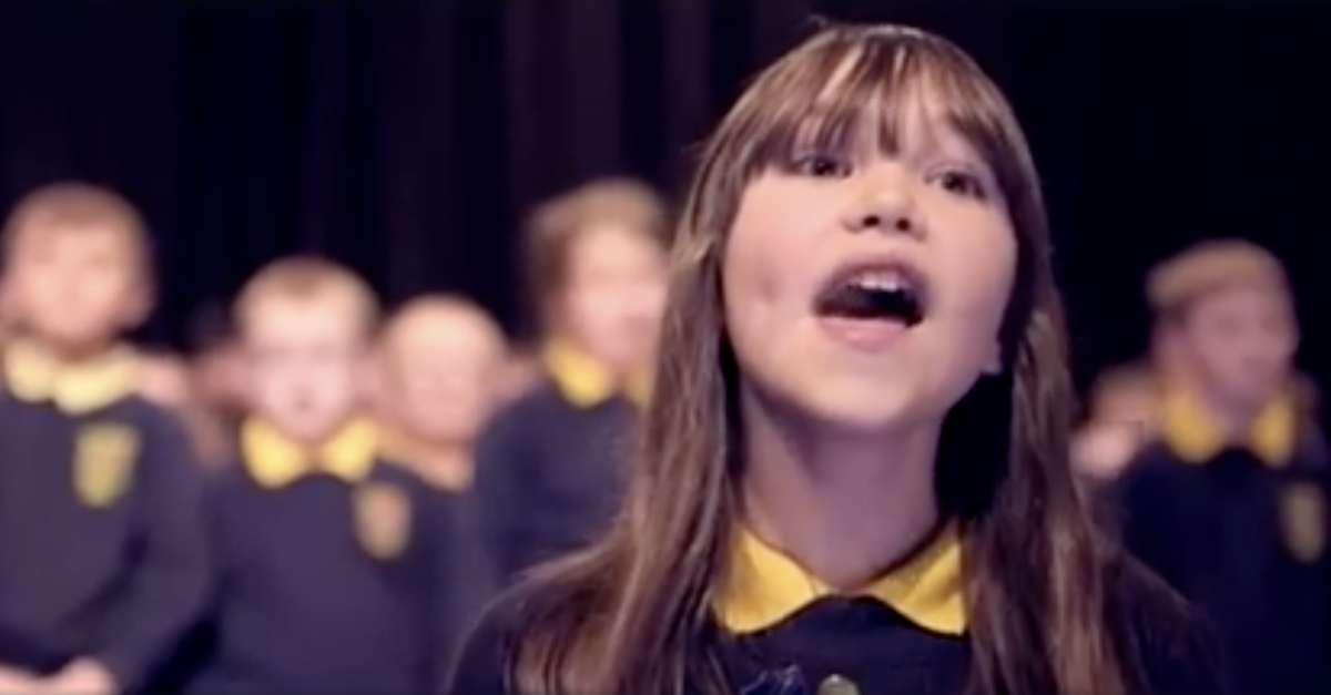 10-Year-Old Brings Audience To Tears Singing ‘Hallelujah,’ Then They ...