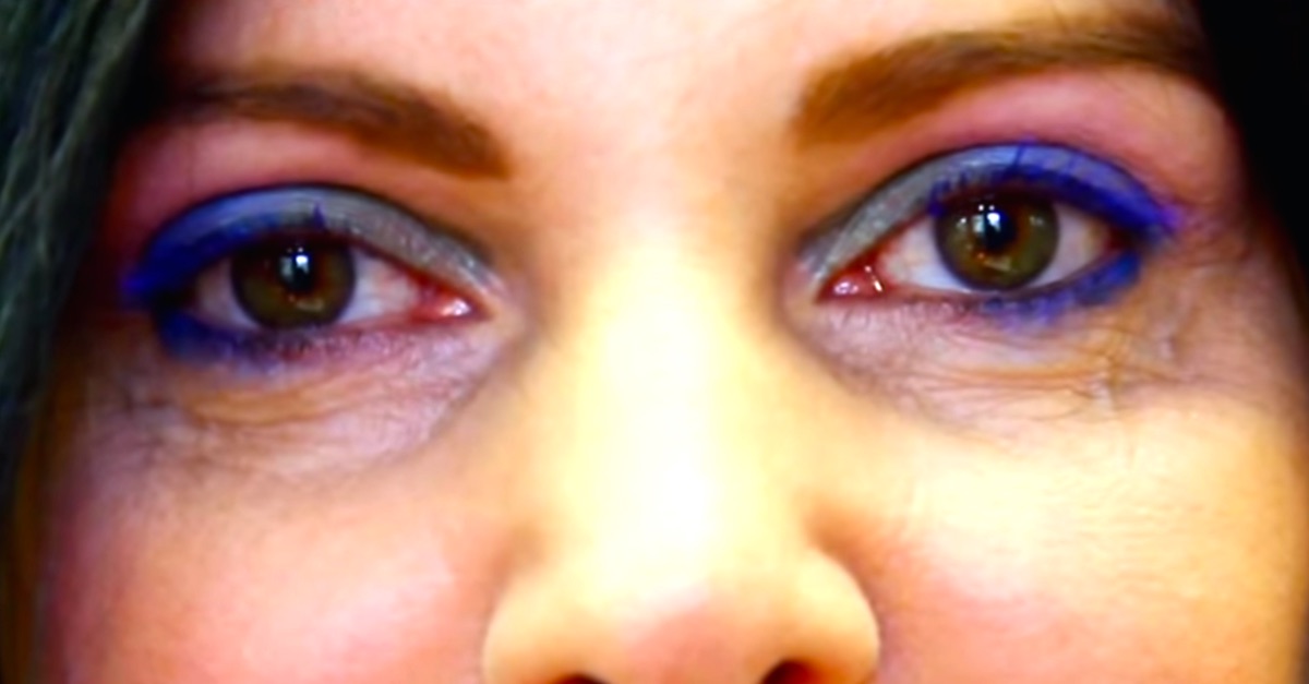 Doctors Diagnose Artist With Super Vision: The Woman Who Sees 100 ...