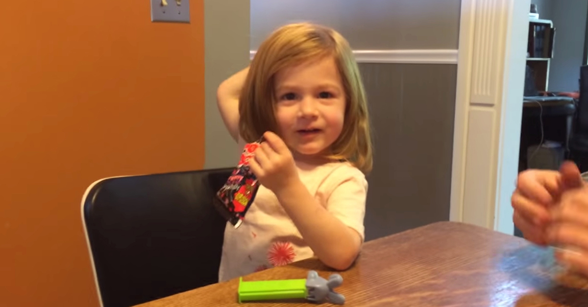 This 3-Year-Old Girl Tries A Classic Candy For The First Time. Her ...