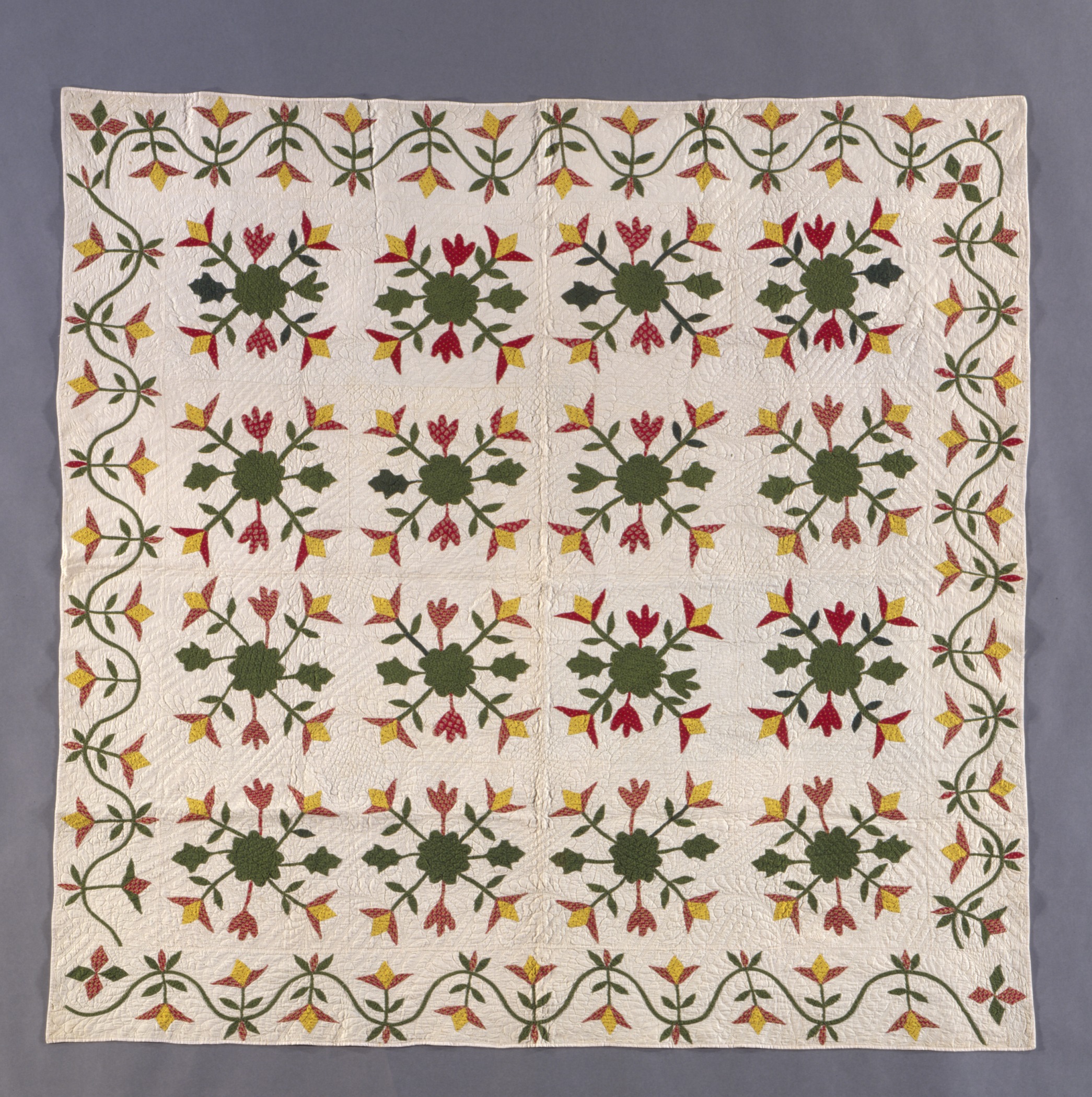15 Gorgeous Quilts From The 1800s | LittleThings.com