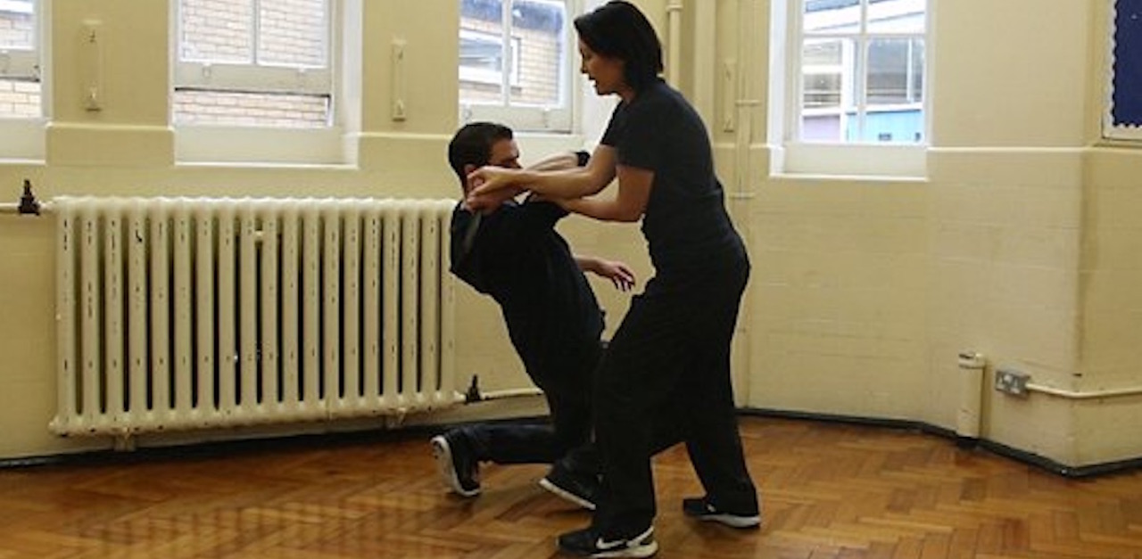 A Martial Arts Expert Shows Which 2 Moves Are Most Effective Against A ...