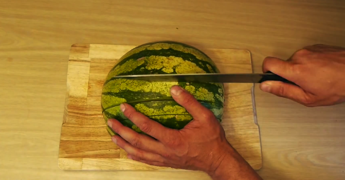 I Had No Idea You Can Do This With A Watermelon! Genius! | LittleThings.com