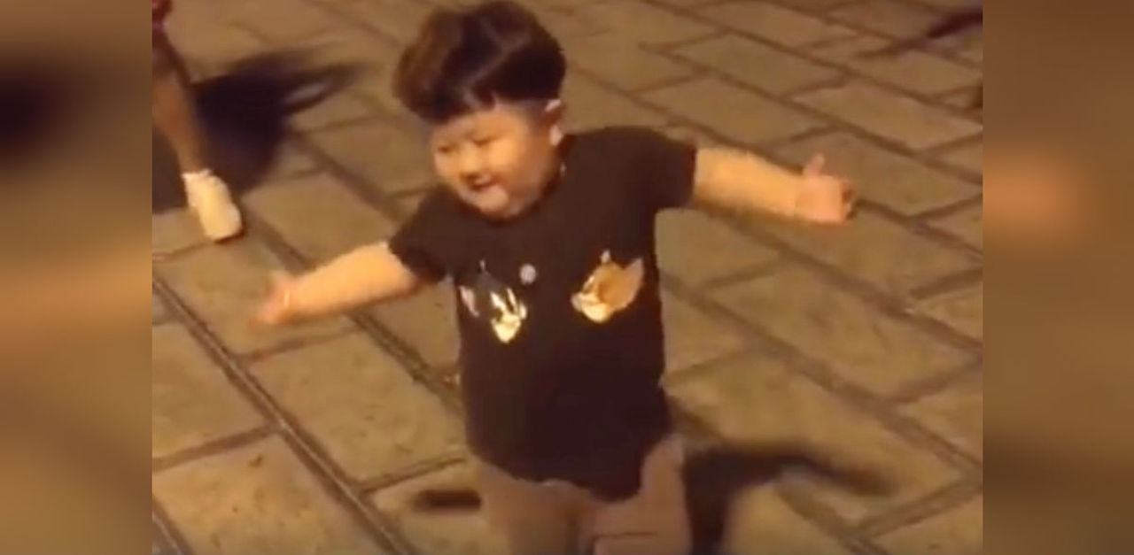 Devastatingly Cute Little Boy Masters The Phrase ‘Dance Like Nobody’s ...