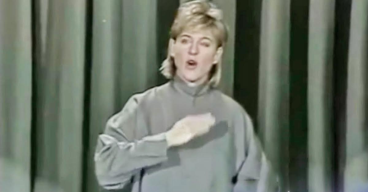 In 1986, Ellen Says THIS Joke On 'Carson.' 30 Years Later, She Tells ...