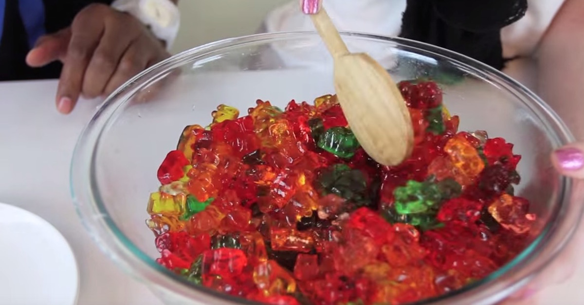 They Let Gummy Bears Soak In THIS For 24 Hours. When They’re Done ...