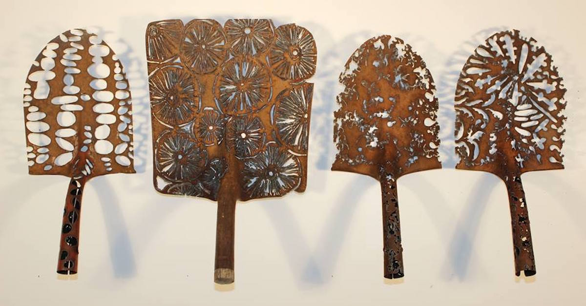She Transforms Rusty Old Shovel Heads Into Gorgeous Works Of Art! This ...