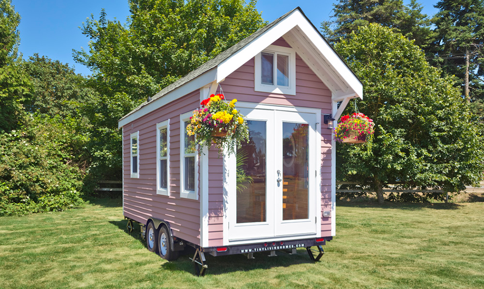 This Tiny Pink House Is Pretty On The Outside. But One Step In And… I’m ...