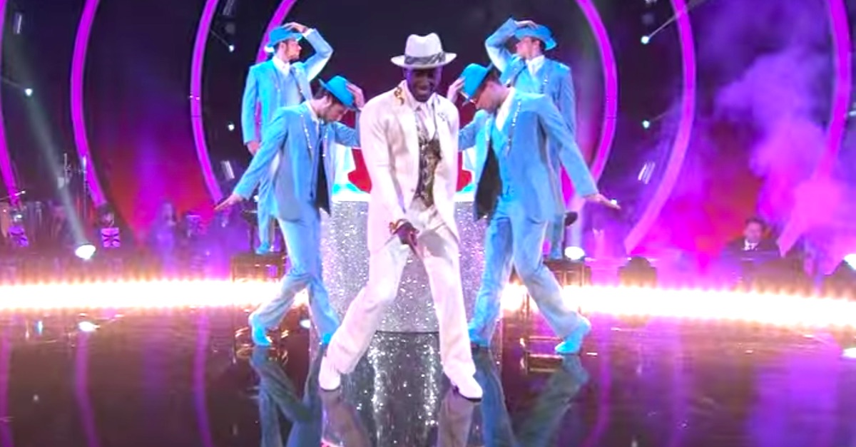 Burly Football Player Strikes A Pose With Men In Blue, But When SHE ...