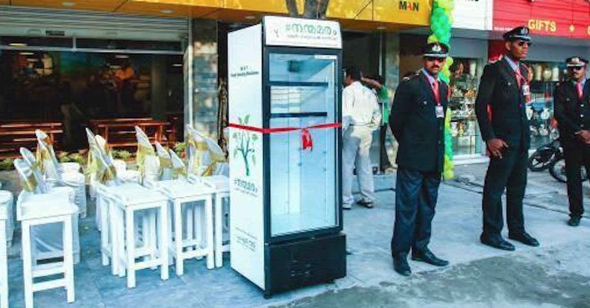 They See An Empty Fridge On The Street, But Watch When People Walk Up ...