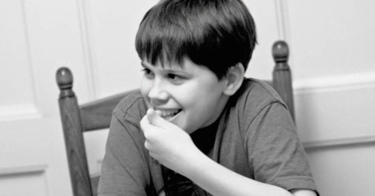 Their Military Dad Left For A Year... Now Watch Who Took His Place At ...