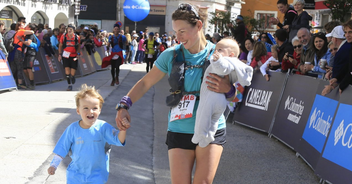 Ultra Runner Sophie Power Tackled A 103-Mile Race 3 Months Postpartum ...