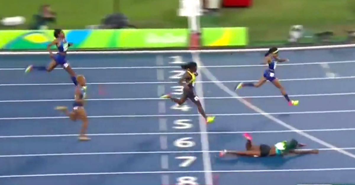 Bahamas Sprinter Dives Over The Finish Line At The Last Second For The ...