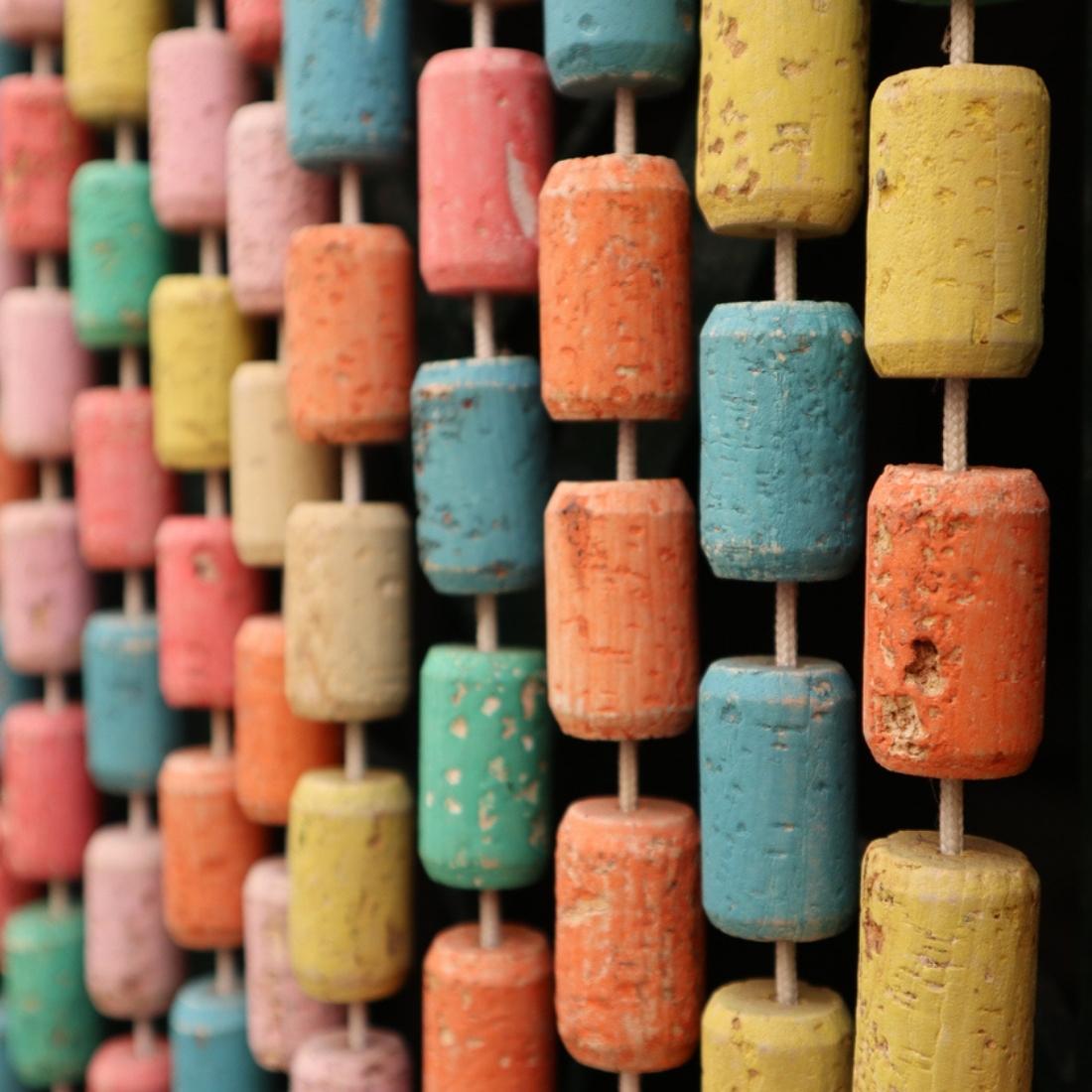 15 Upcycled And Recycled Household Items That Are Perfect For Art ...