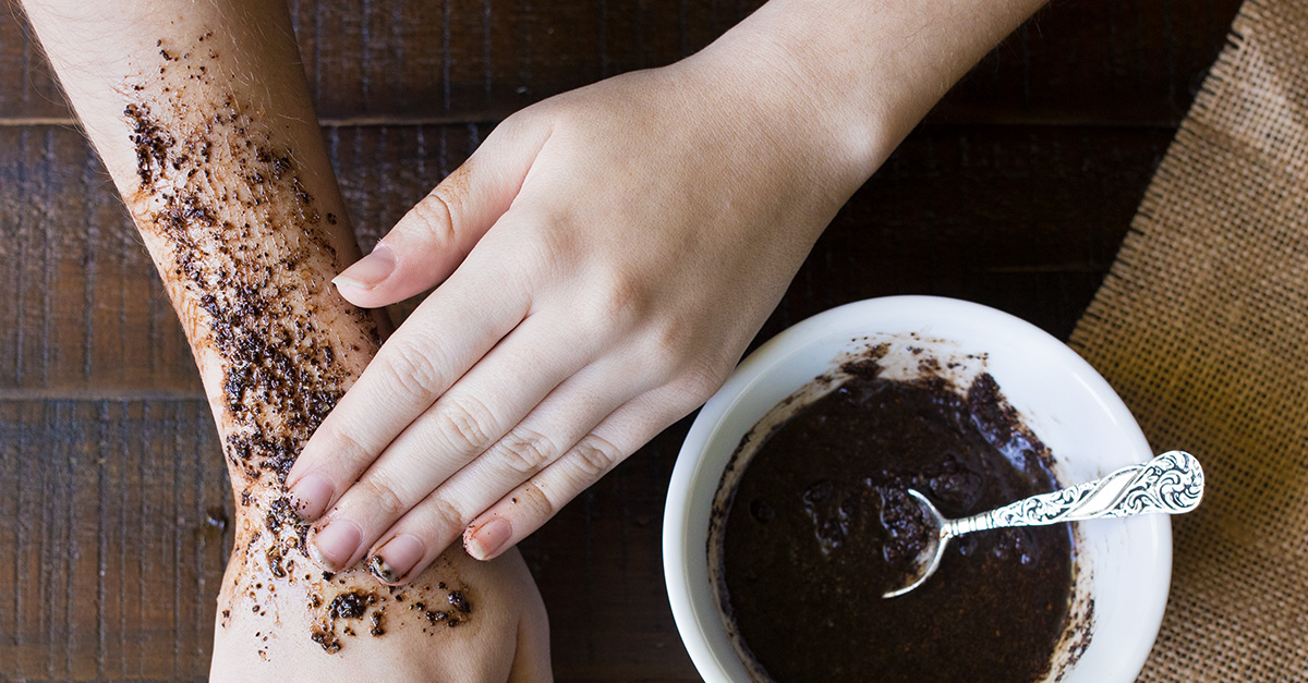 Learn How To Make A DIY Coffee Body Scrub | LittleThings.com
