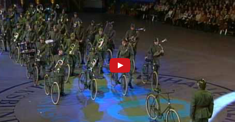 This Happy Marching Band Takes Coordination To A Whole New Level! Watch ...