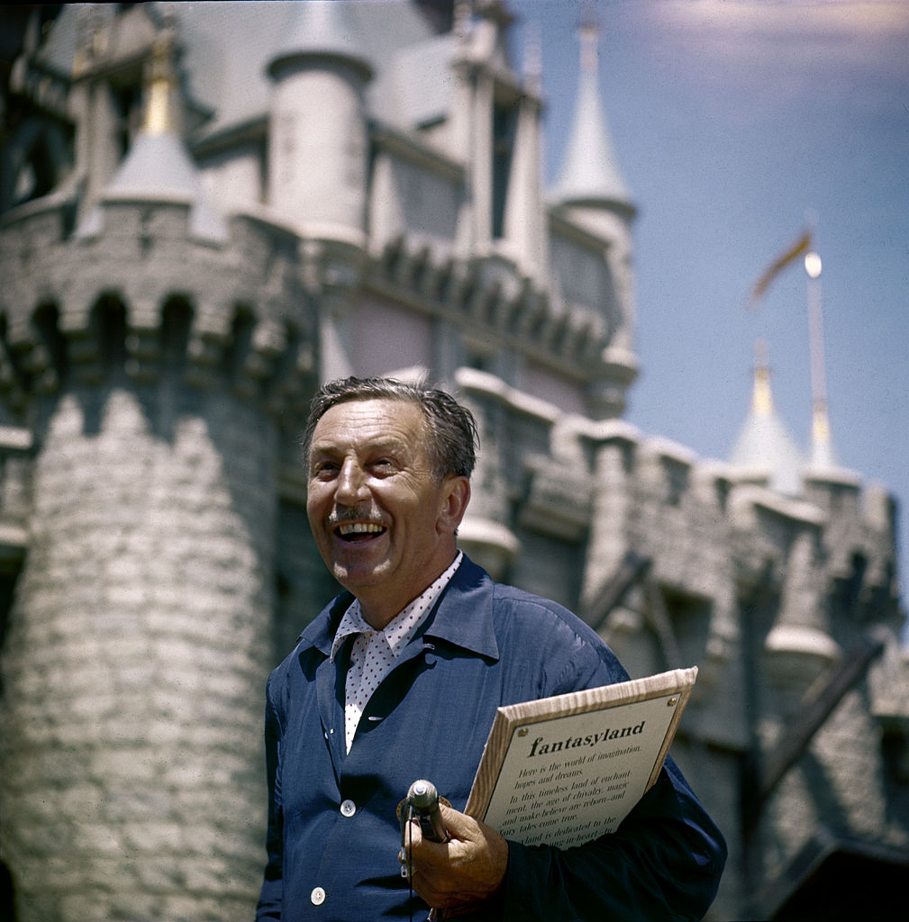 20 Historic Photos Of Disneyland On Opening Day In 1955 | LittleThings.com