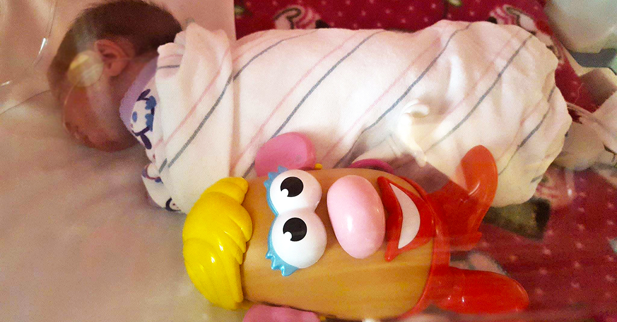 Mom Snaps A Photo Of Preemie With Mr. Potato Head. Then Doctors Tell ...
