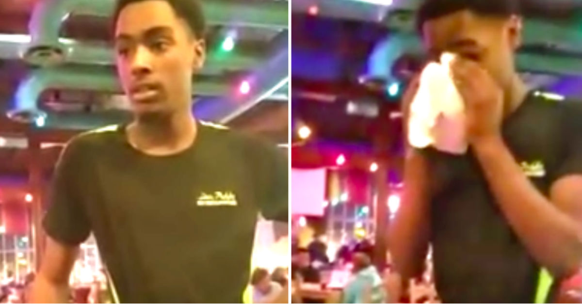 Waiter Breaks Down In Tears When Stranger Gives Him A Tip That Changes ...