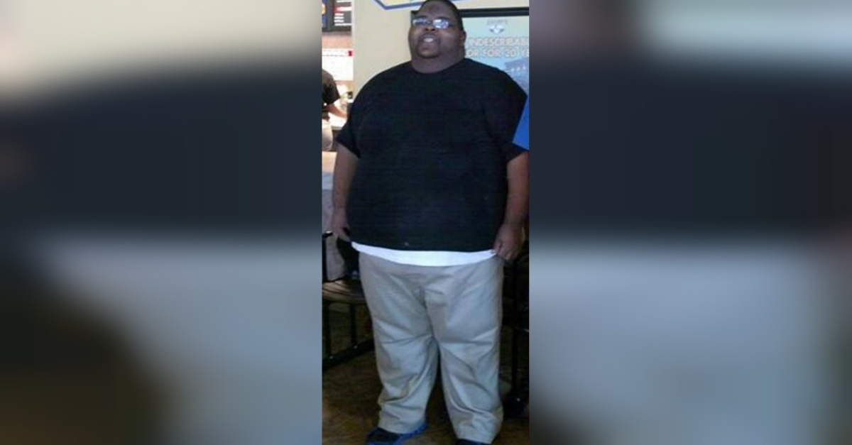 A 500-Lb Man Took A Job At A Fast Food Chain... Now? My Jaw Hit The ...