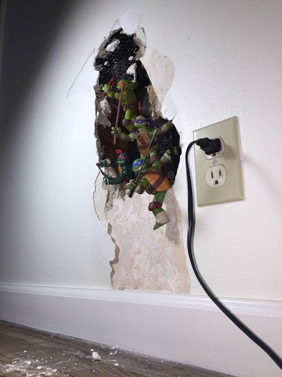 11 Broken Items Turned Into Creative Art Pieces | LittleThings.com
