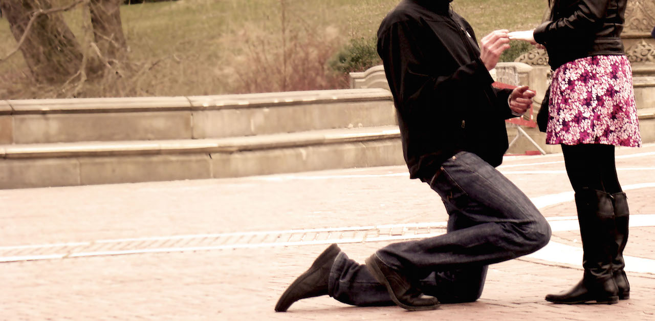 10 Funny Proposal Stories That Are Far From Conventional | LittleThings.com