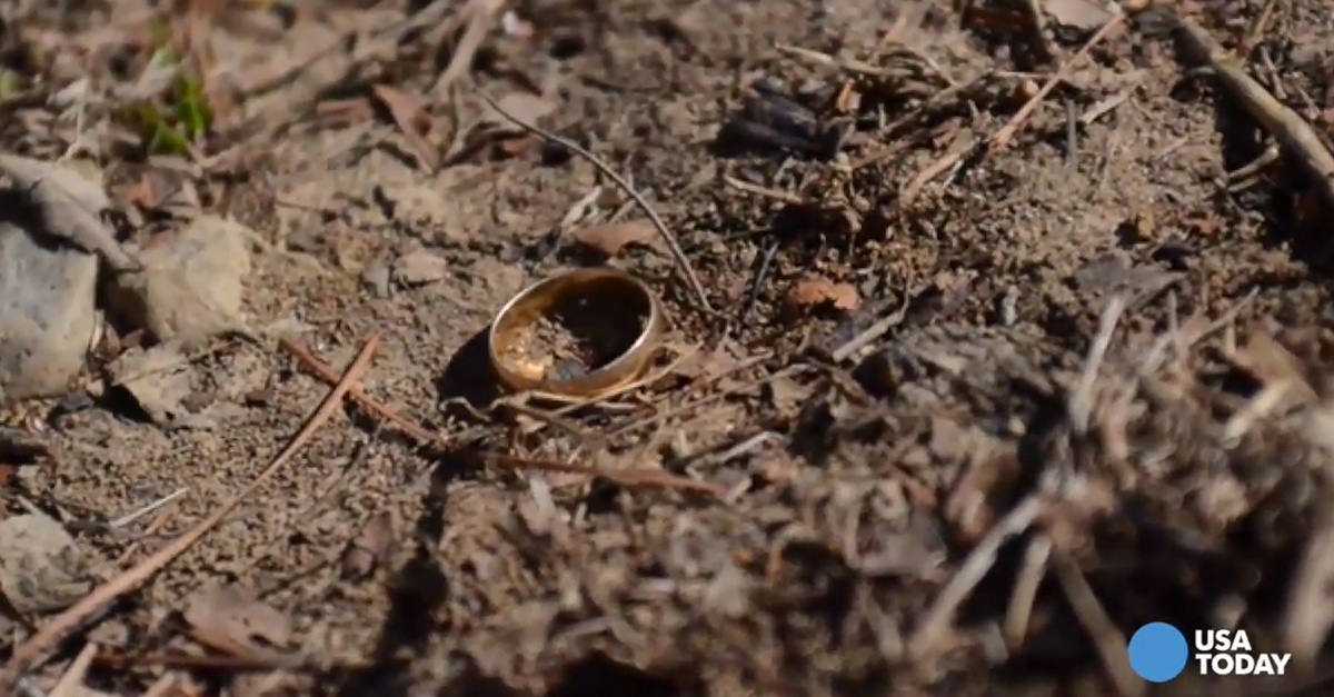 He Lost His Wedding Ring Over Thirty Years Ago. Who Finally Found It ...