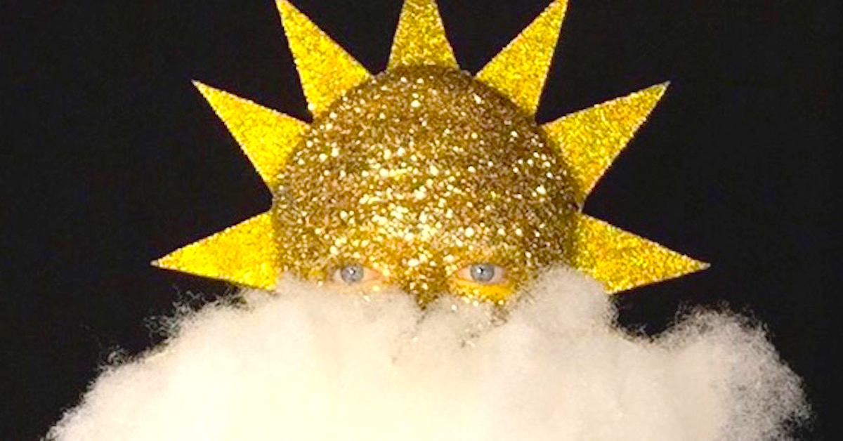 This Man Creates Unique Disguises Using Everyday Items. The Results ...